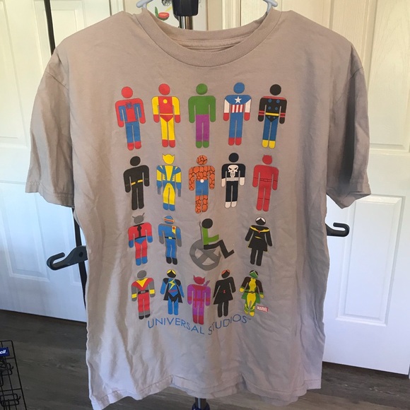 Universal | Shirts | Universal Studios Marvel Superheroes Tshirt Medium ...